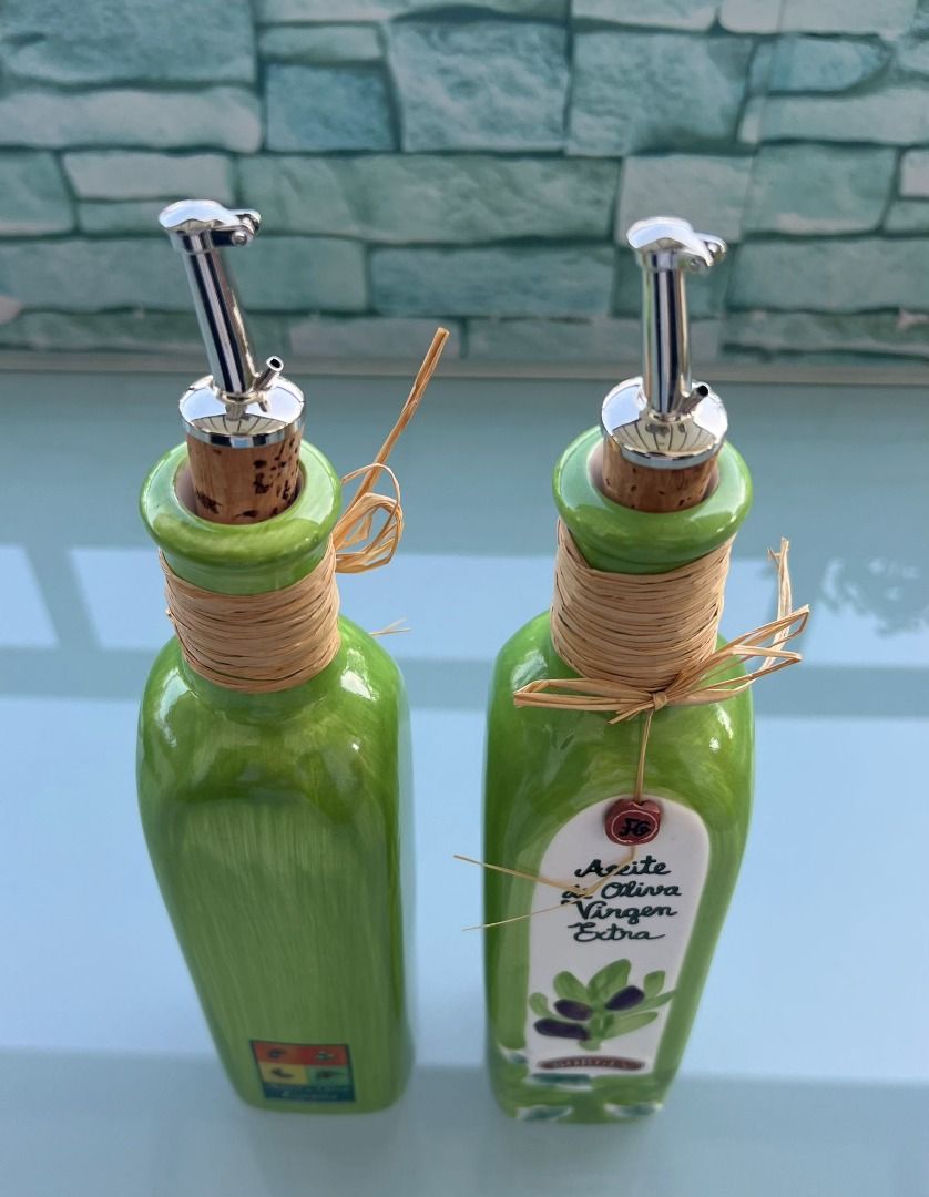 Italian style ceramic olive oil dispenser / olive oil cruet, Furniture ...