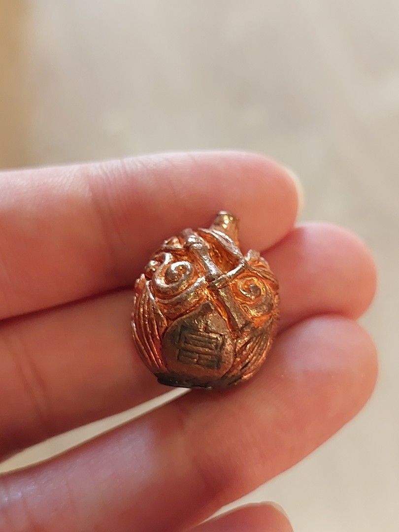 Loop om guan yin with kring, Hobbies & Toys, Memorabilia & Collectibles, Religious Items on ...