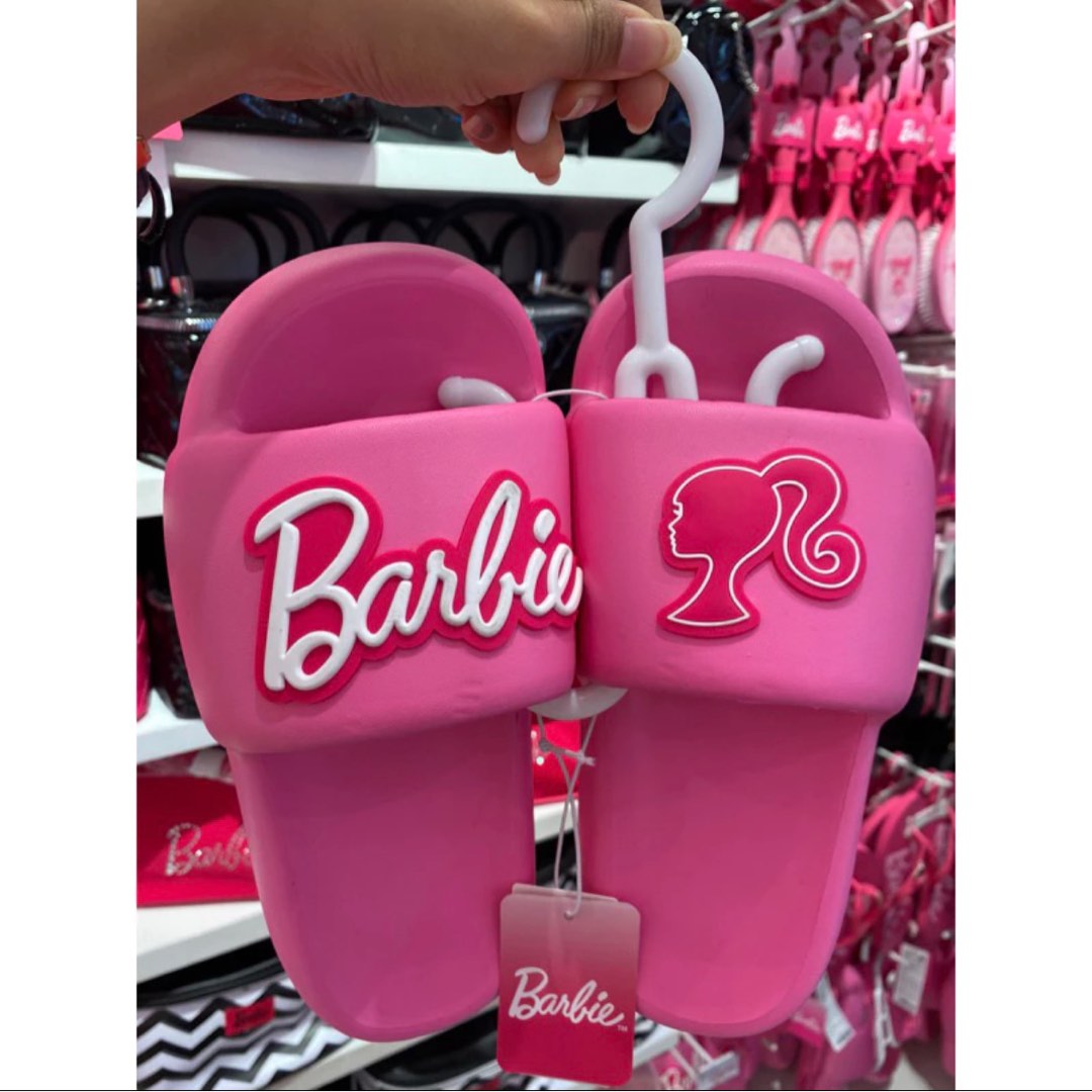 Miniso x barbie!! Sandal barbie miniso, Fesyen Wanita, Sepatu di Carousell