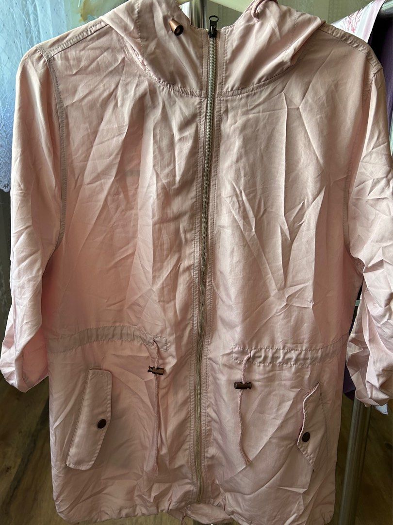 Primark Foldable Parka, Women's Fashion, Activewear on Carousell