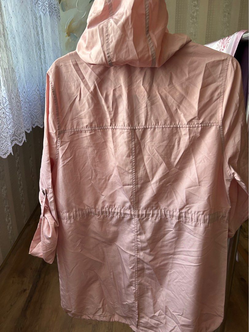 Primark Foldable Parka, Women's Fashion, Activewear on Carousell