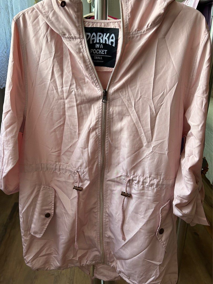 Primark Foldable Parka, Women's Fashion, Activewear on Carousell