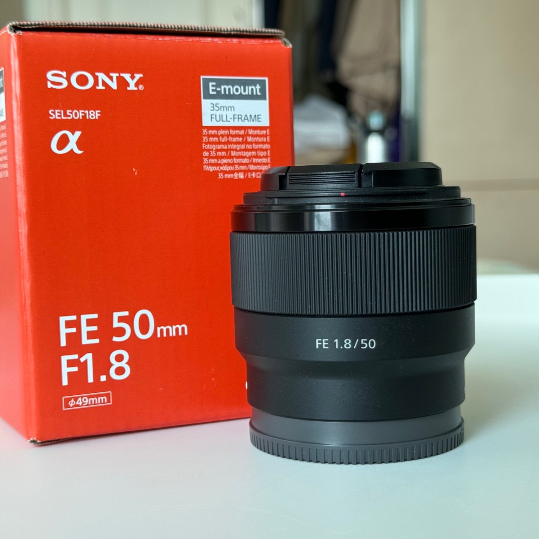 Sony FE 50mm F1.8 (SEL50F18F), 攝影器材, 鏡頭及裝備 - Carousell