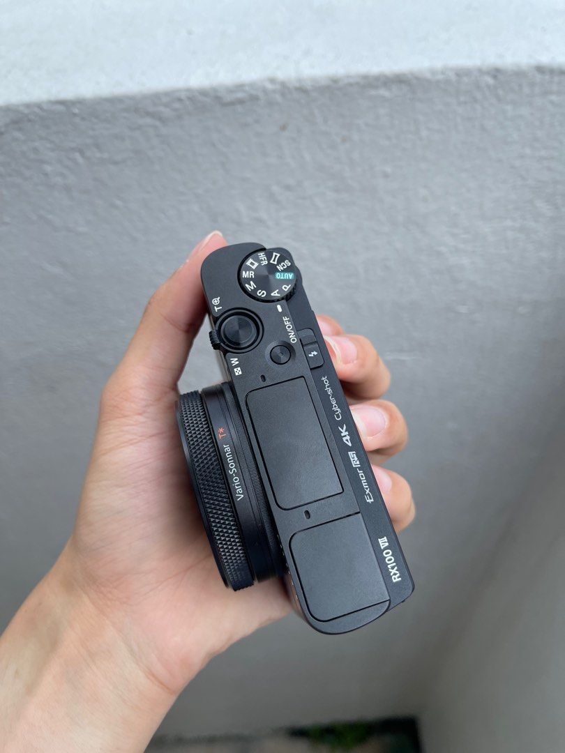 Sony RX100 Mark vii (Mark 7), Photography, Cameras on Carousell