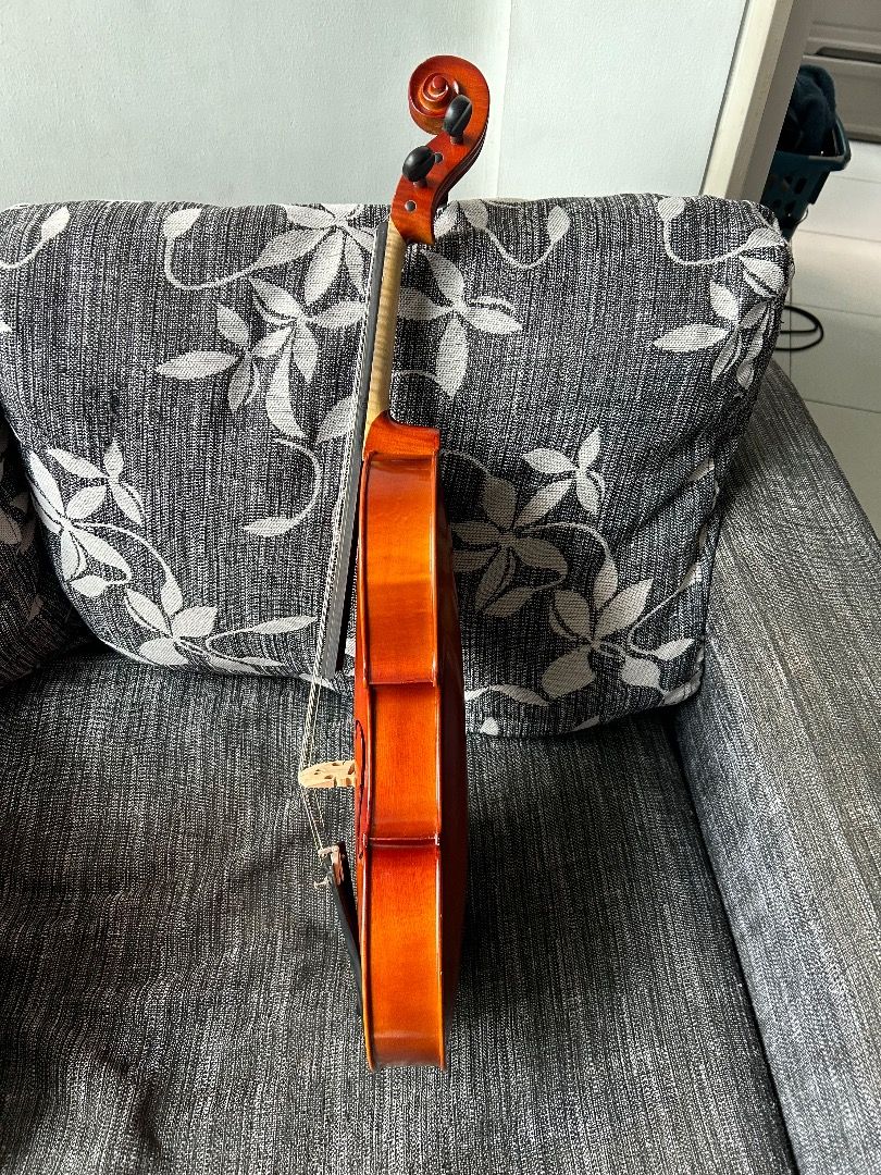 Stradivarius Copy Viola, Hobbies & Toys, Music & Media, Musical ...