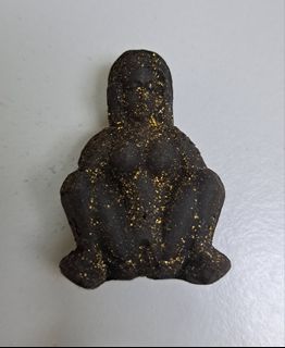 Thep SiHuHaTa, 4 ears 5 eyes Amulet known to be the Windfall God aspect ...