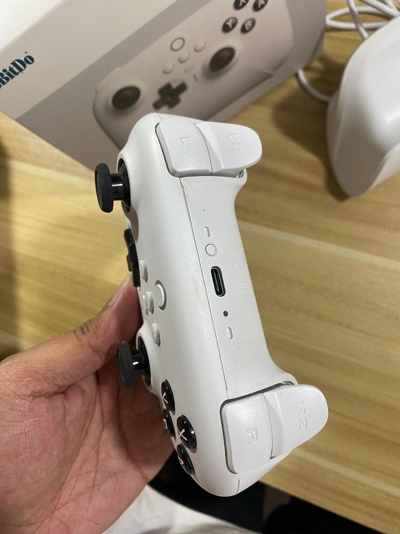 8BITDO Ultimate Bluetooth Controller (White), Video Gaming, Video Game ...