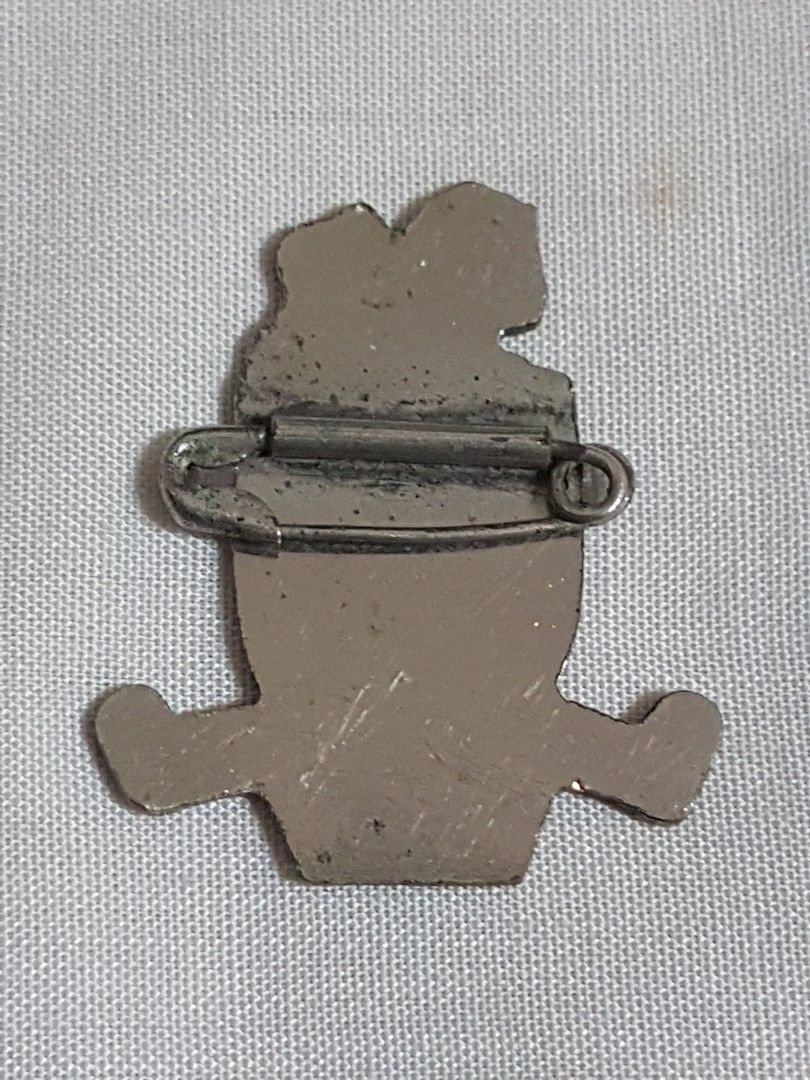 勞動生活萬歲胸章 Labor Vincit Omnia Metal Badge, Hobbies & Toys, Memorabilia ...