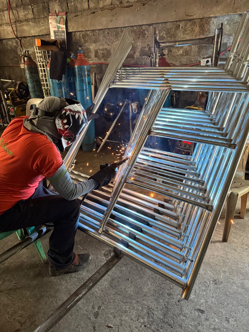 DIRECTA PAGAWAAN SCAFFOLDING SET, Commercial & Industrial, Construction ...