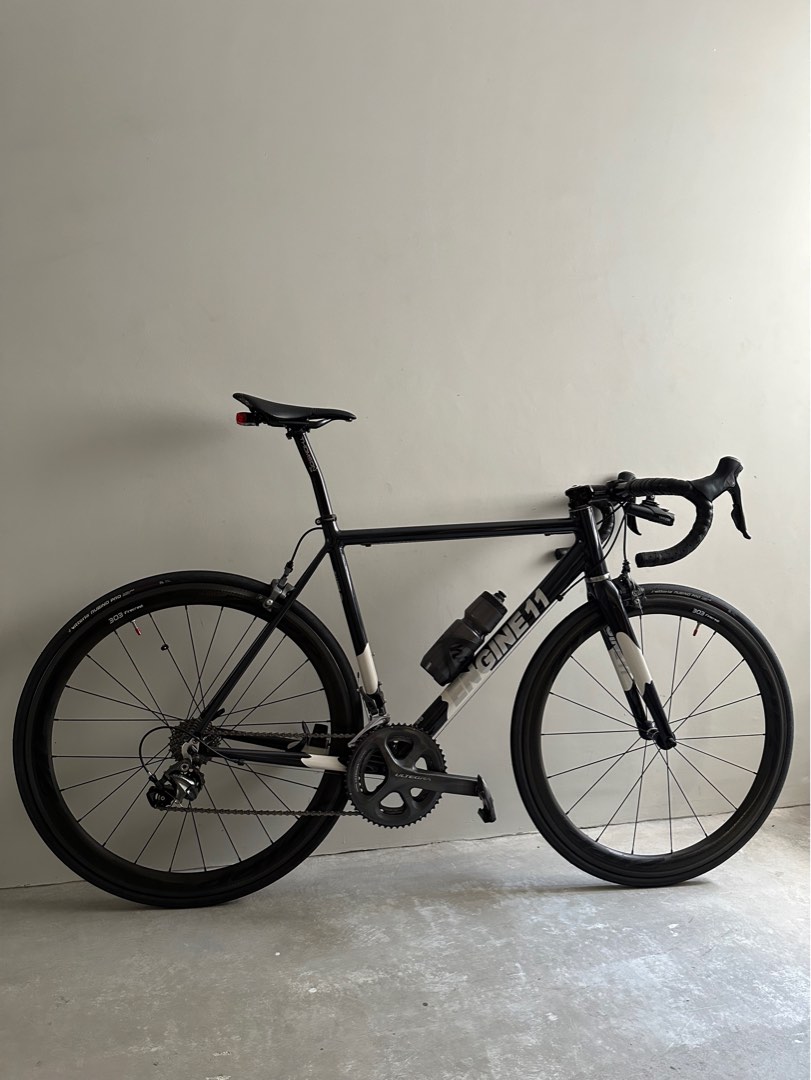 Engine 11 Crit D, Sports Equipment, Bicycles & Parts, Bicycles on Carousell