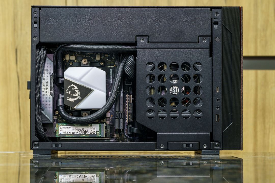 ITX PC with RTX 4090 and Ryzen 7950X in Dan A4-H20, Computers & Tech ...