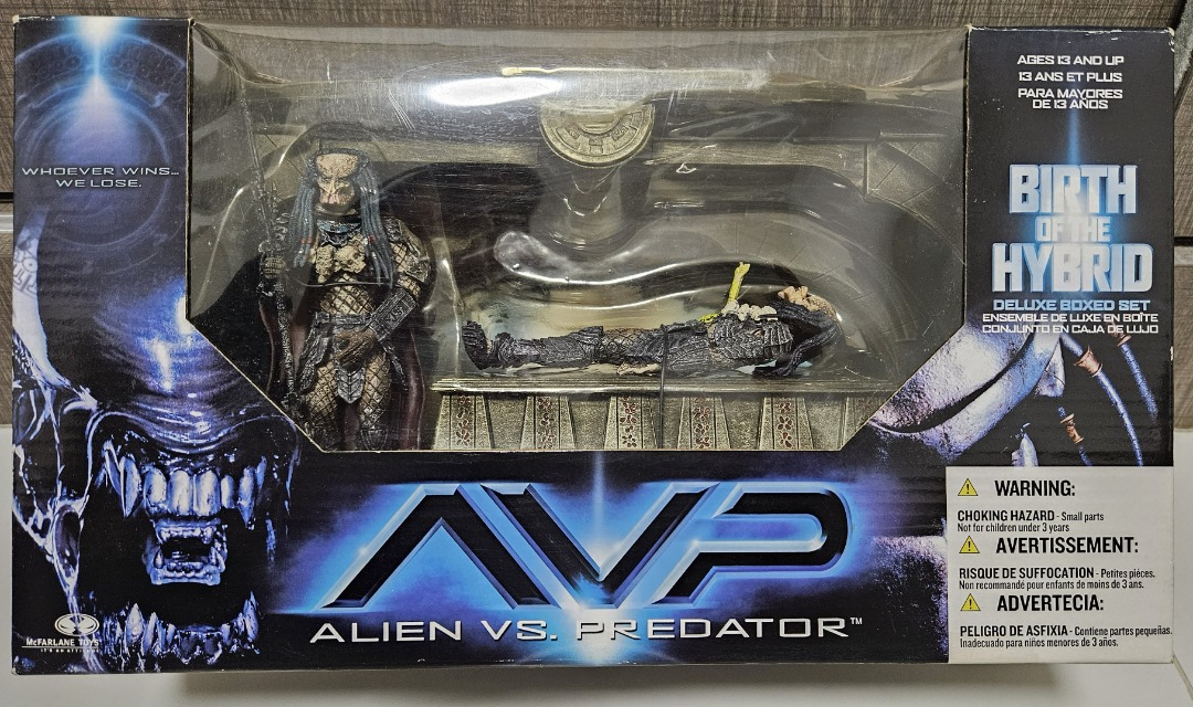 McFarlane Toys Alien vs Predator Birth Of The Hybrid Deluxe Boxed Set ...