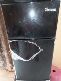 Magic chef Bar Refrigerator, TV & Home Appliances, Kitchen Appliances ...