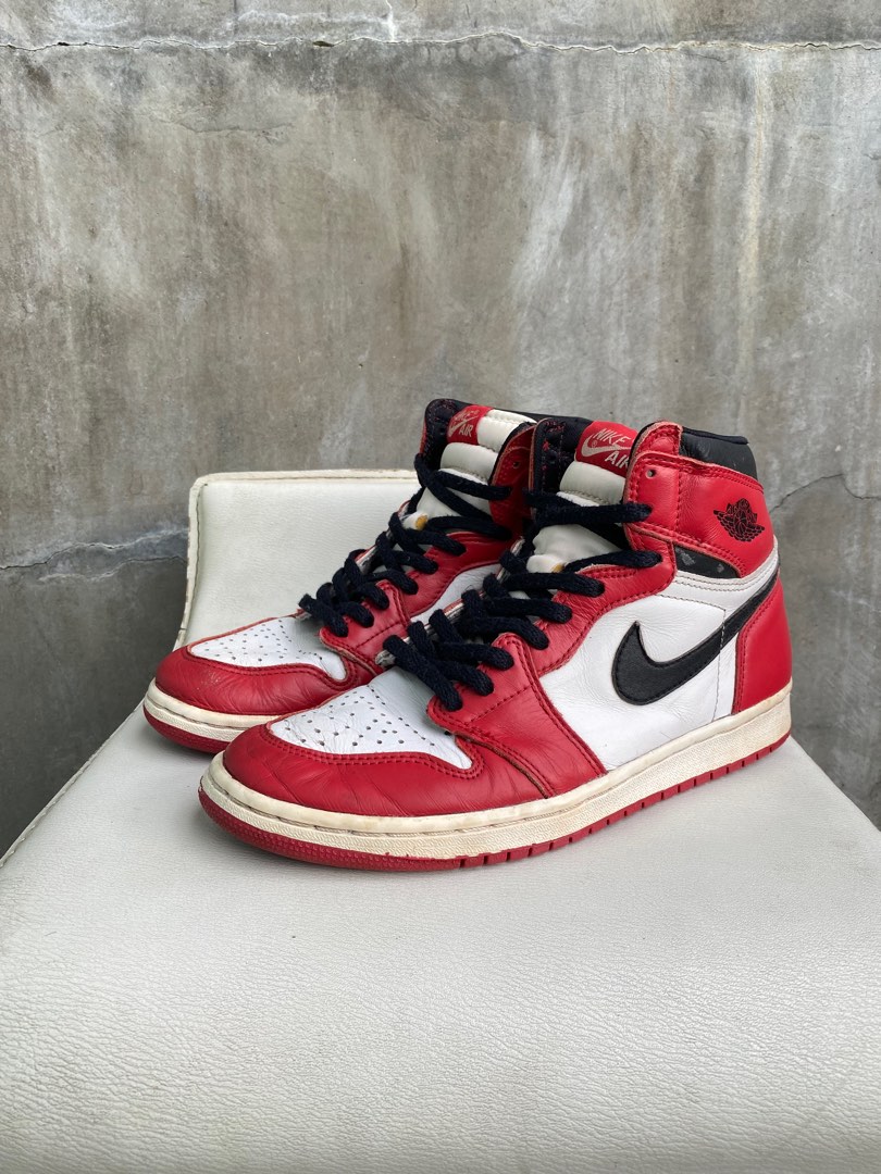 Nike 1994 Jordan 1 Chicago, Men's Fashion, Footwear, Sneakers on Carousell