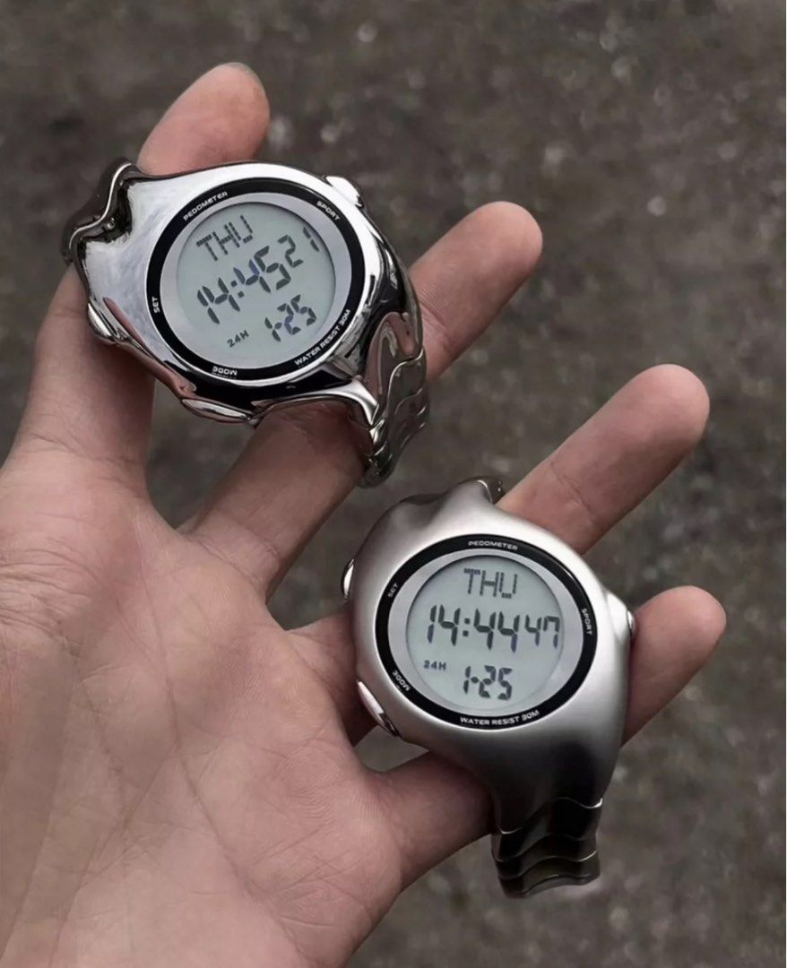 Nike Vintage Triax Watch Digital Benly Design Pre Order, Men's Fashion ...