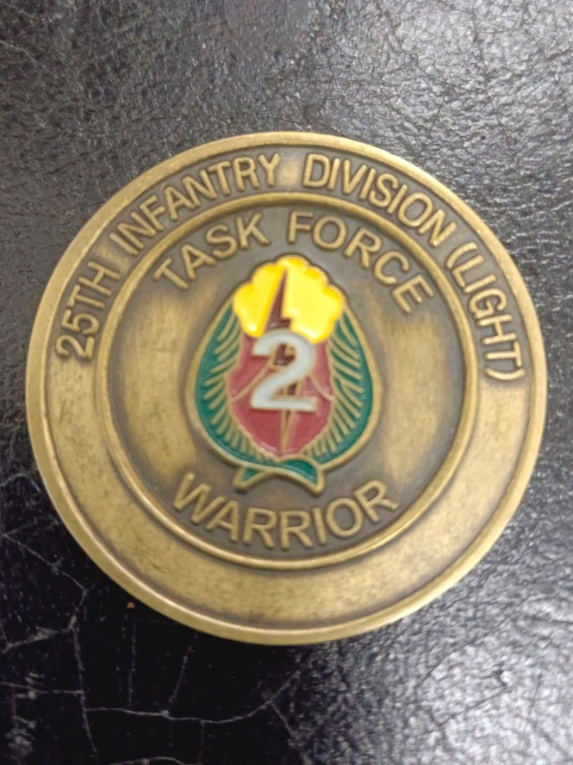 Token Challenge Coin 25th Infantry Division (Light) US Army, Hobbies ...