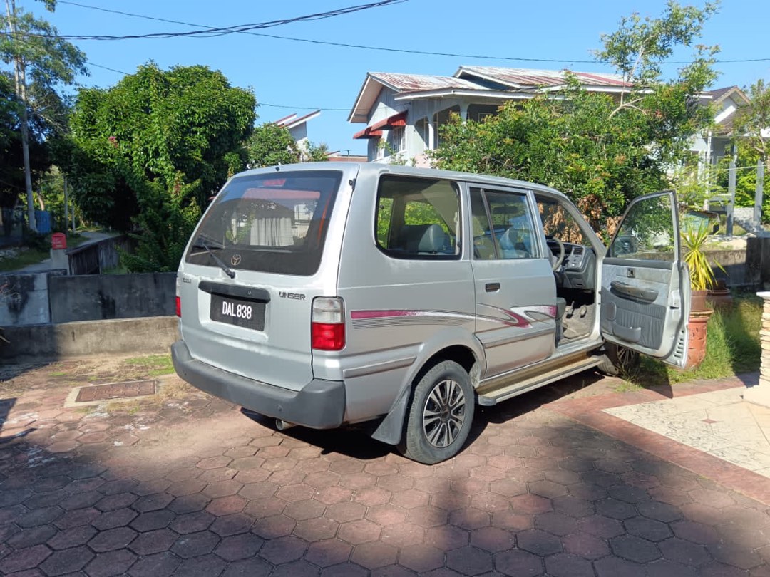TOYOTA UNSER, Cars, Cars for Sale on Carousell