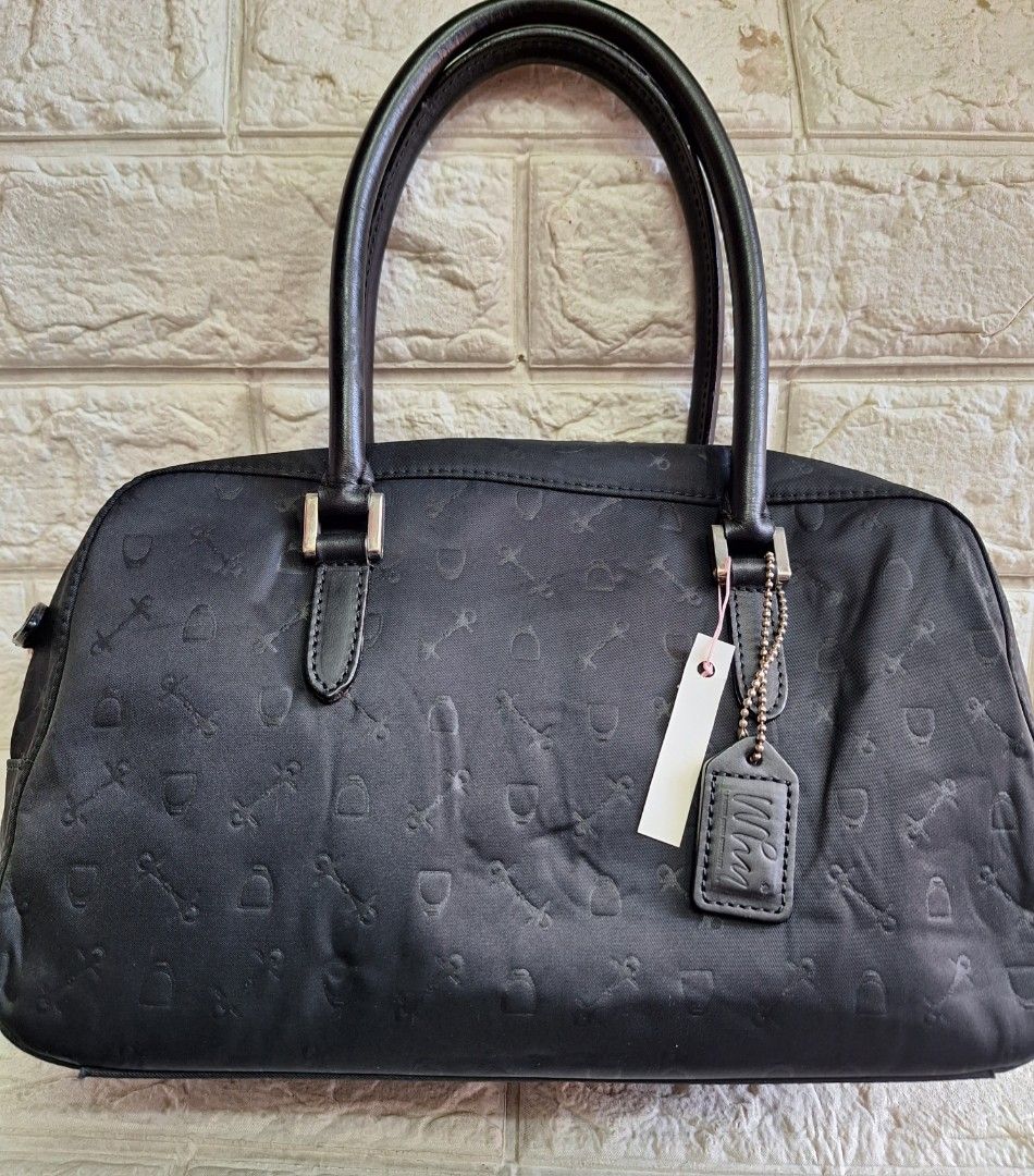 Why, Women's Fashion, Bags & Wallets, Shoulder Bags on Carousell