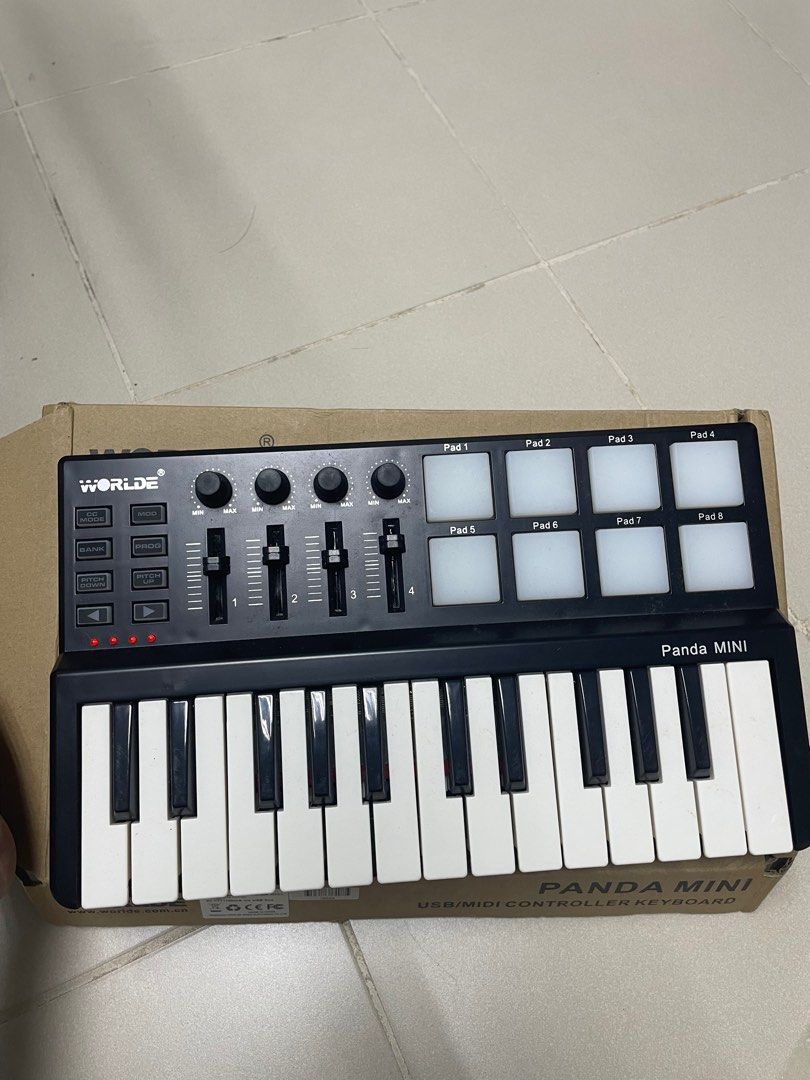 World Panda Mini MIDI Keyboard, Hobbies & Toys, Music & Media, Musical ...