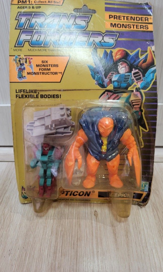 變形金剛 G1 Pretender Monsters, 興趣及遊戲, 玩具 & 遊戲類 - Carousell