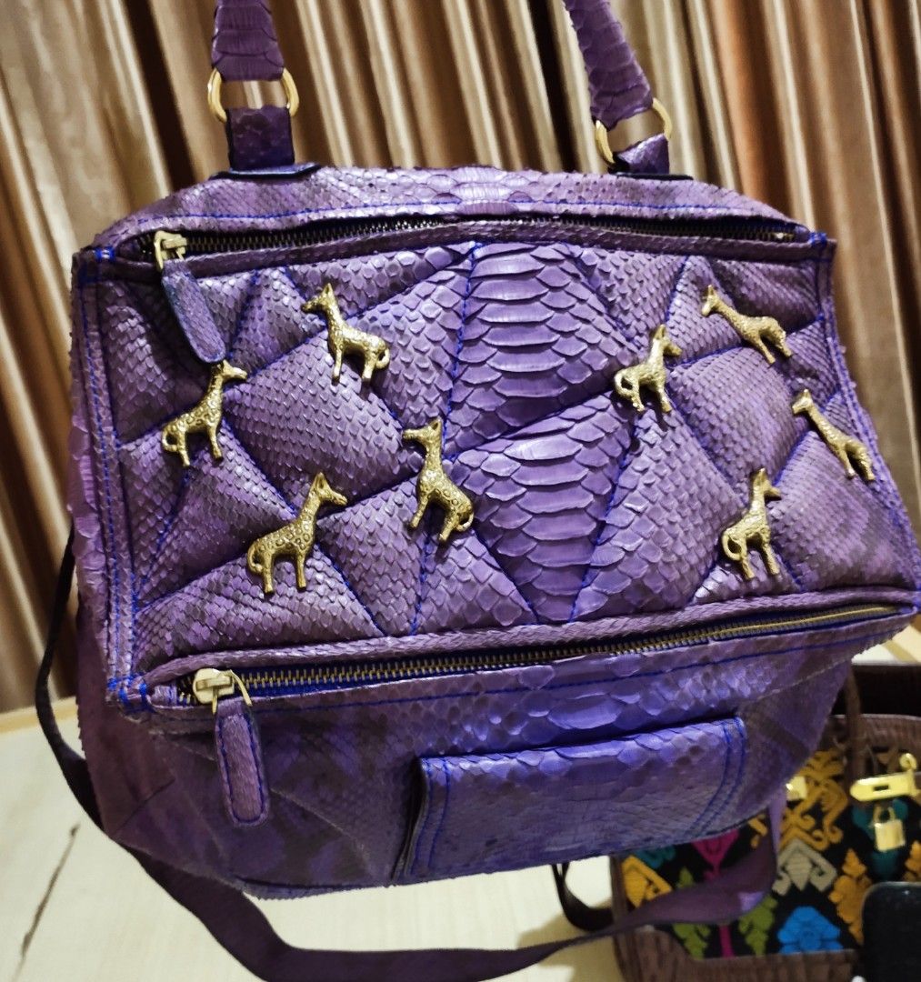 Tas Ular Piton Asli karya Marnova Purple Super Unique !!!, Barang Mewah ...