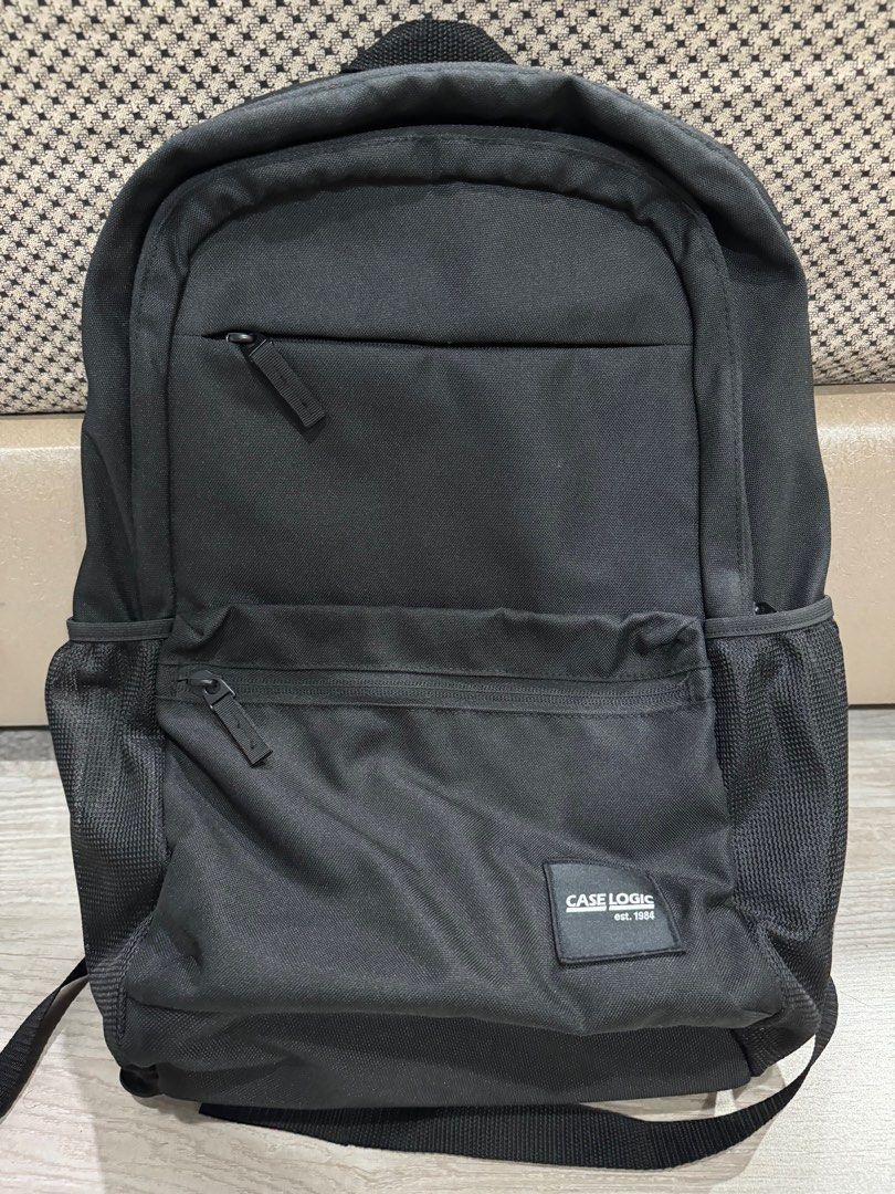 Case Logic Commence 24L, Men's Fashion, Bags, Backpacks on Carousell