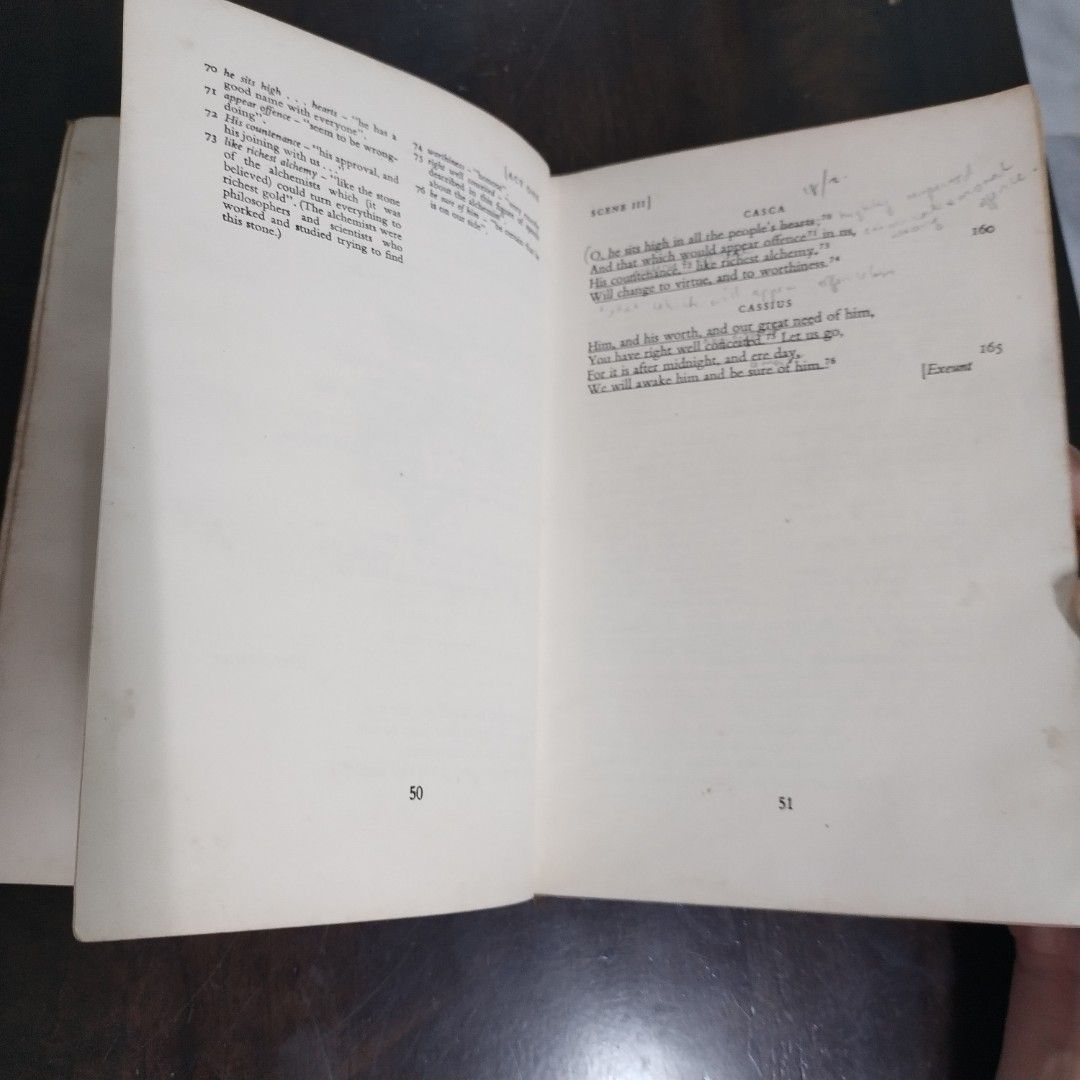 (ENG) JULIUS CAESAR, Hobbies & Toys, Books & Magazines, Textbooks on ...