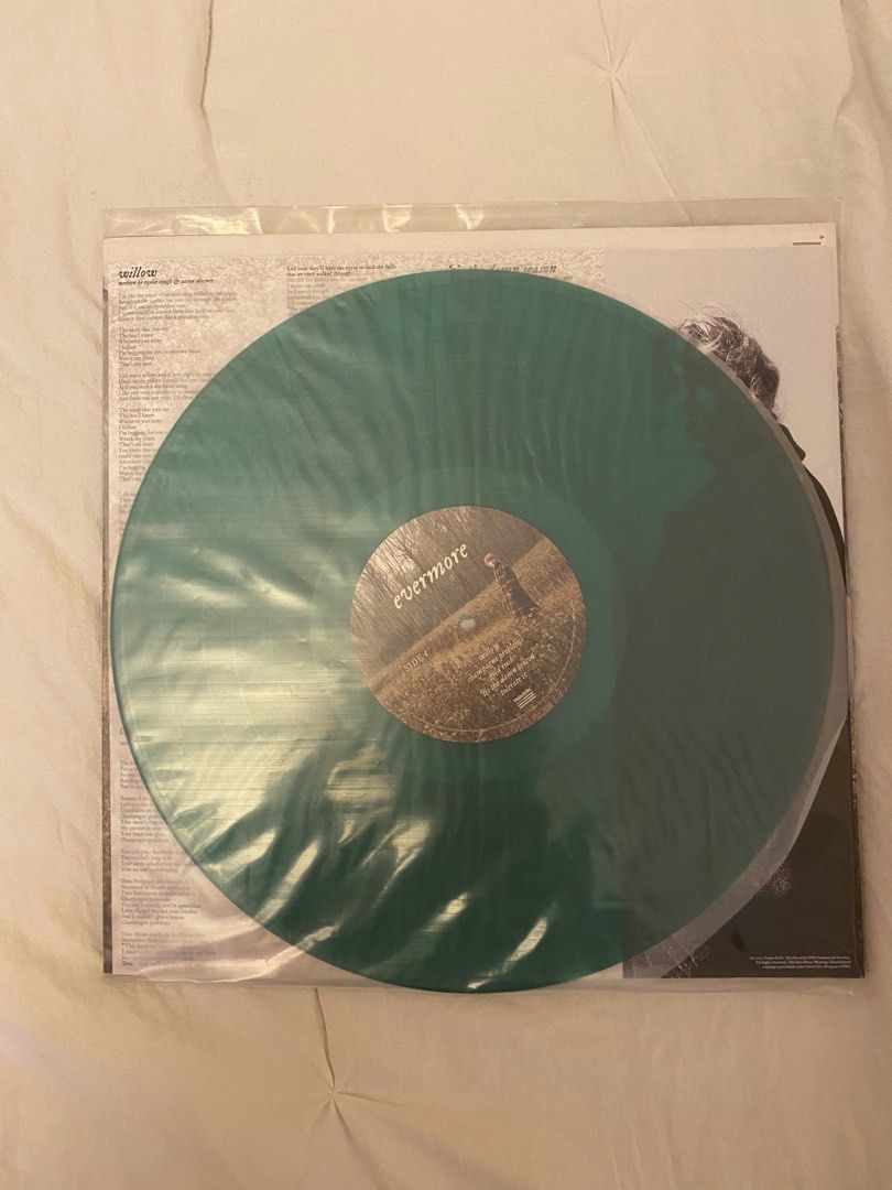 Evermore - Taylor Swift Vinyl, Hobbies & Toys, Music & Media, Vinyls on ...
