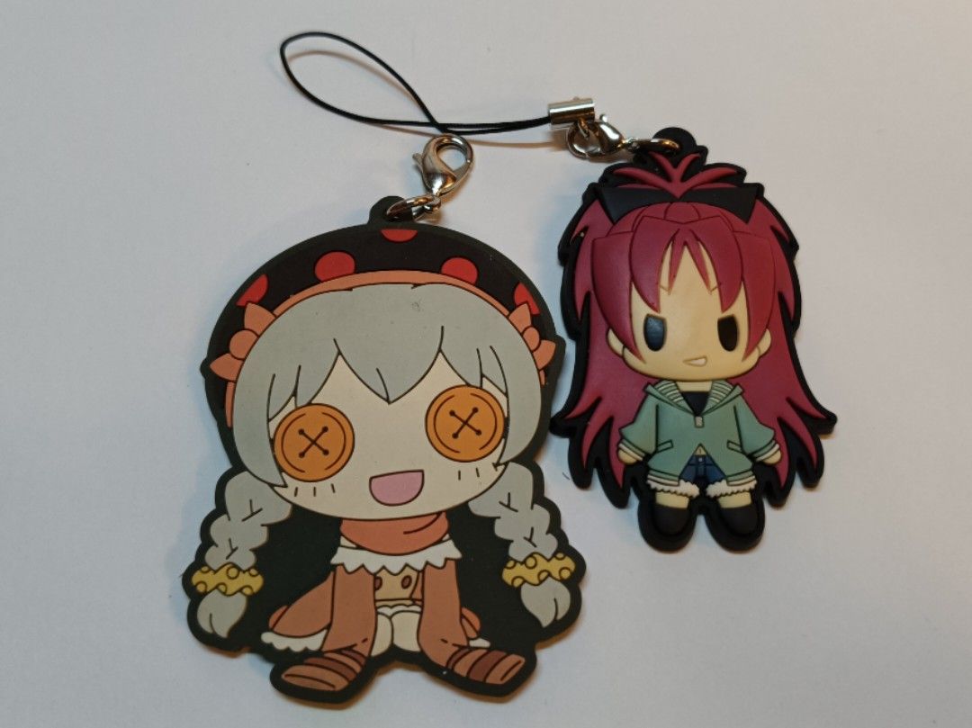 madoka magica/magia record charms, keychains ( kyoko sakura, momoe ...