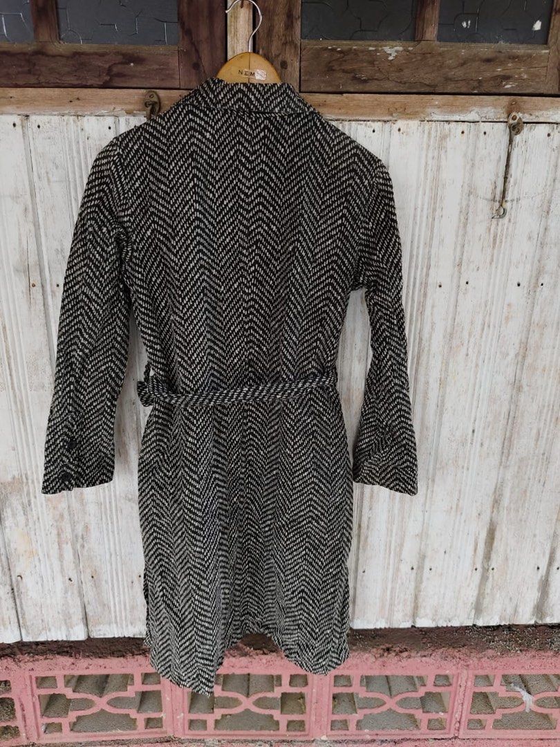 Marc Jacobs Long Jacket, Women's Fashion, Tops, Other Tops on Carousell