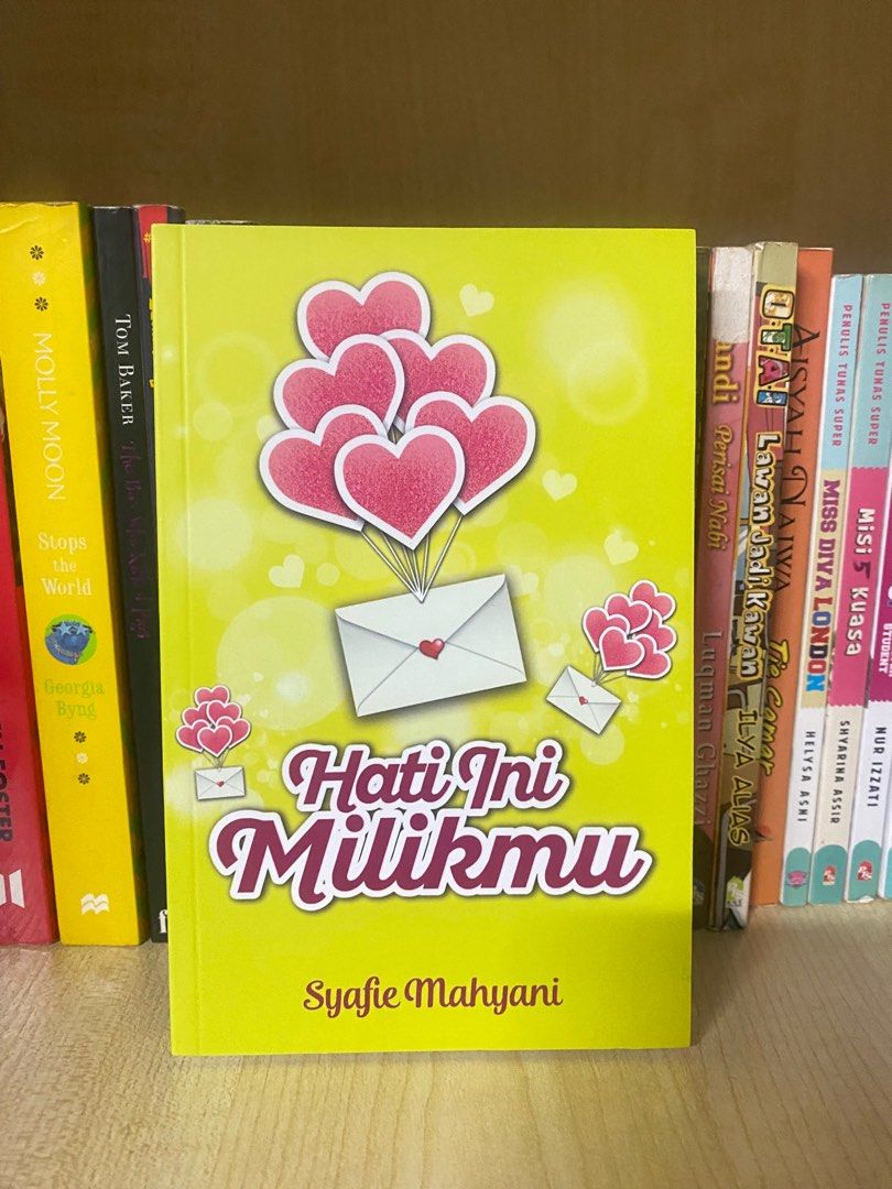 Novel Hati Ini Milikmu, Hobbies & Toys, Books & Magazines, Storybooks ...