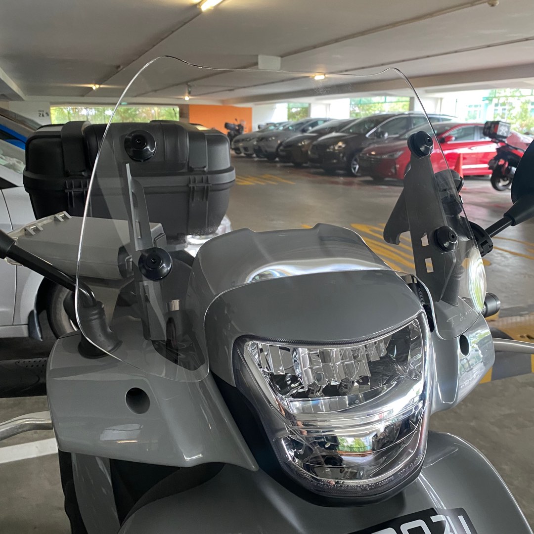 Piaggio Medley 150 sport windscreen windshield clear acrylic ...