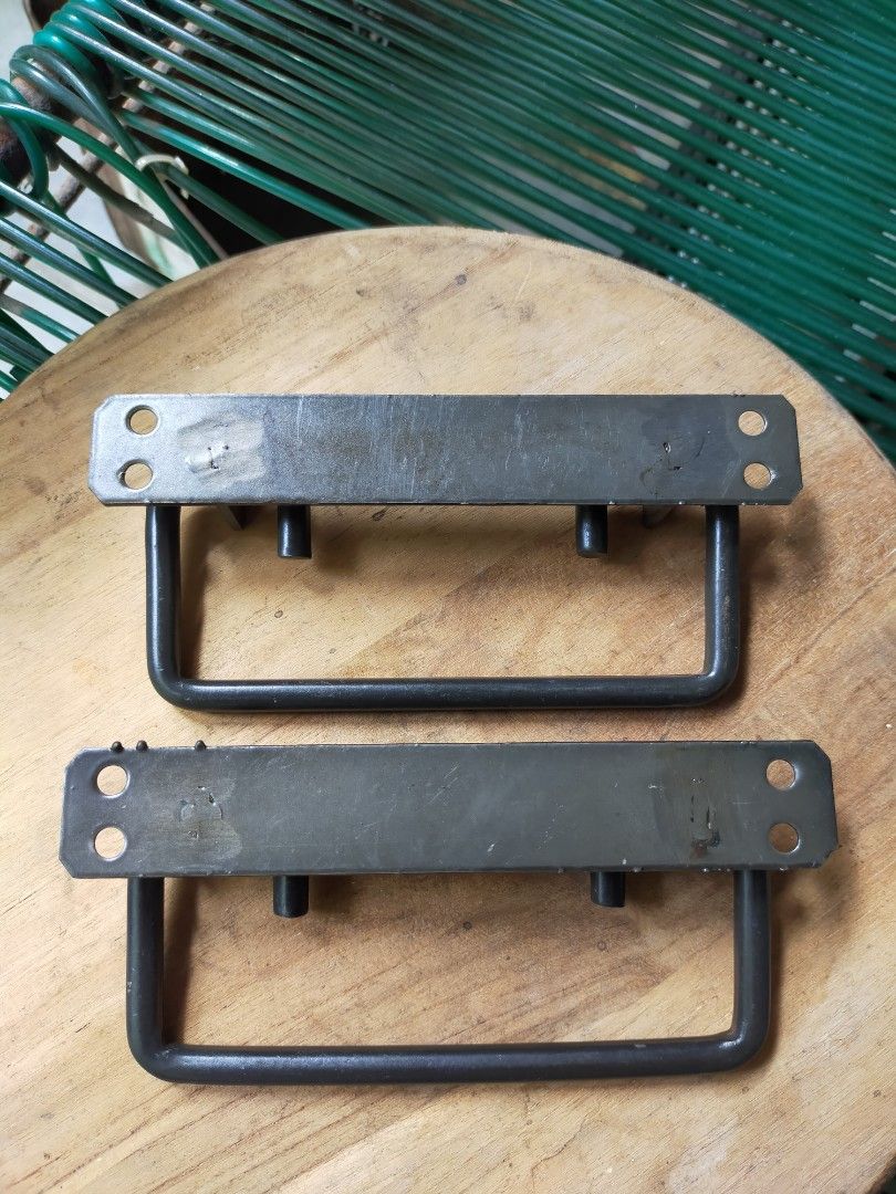 Sepasang Handle Besi Pegangan Gerobok Peti Antik, Perabotan Rumah di ...