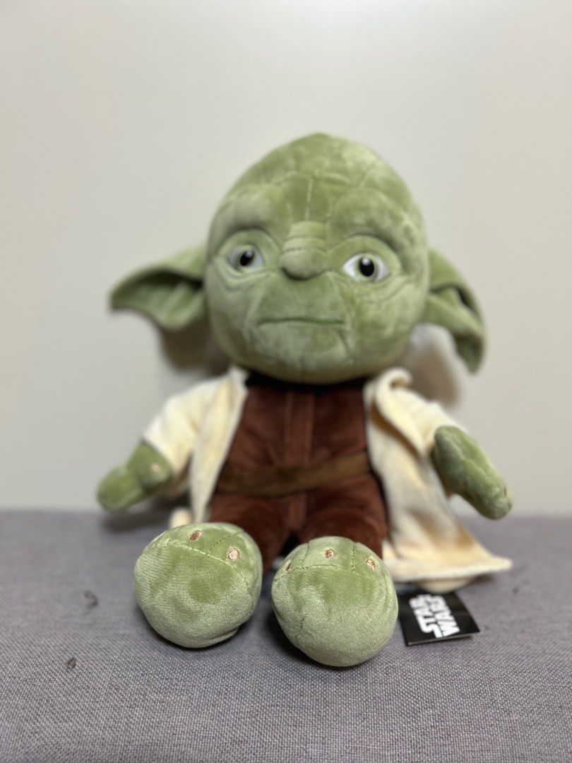 Star Wars Yoda plush toy, Hobbies & Toys, Collectibles & Memorabilia ...