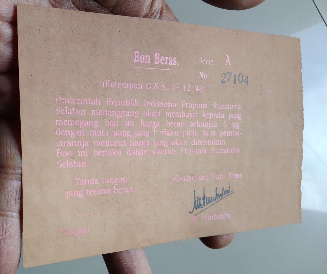 Uang kertas bon beras 5 kg kuno antik, Antik, Uang Lama di Carousell