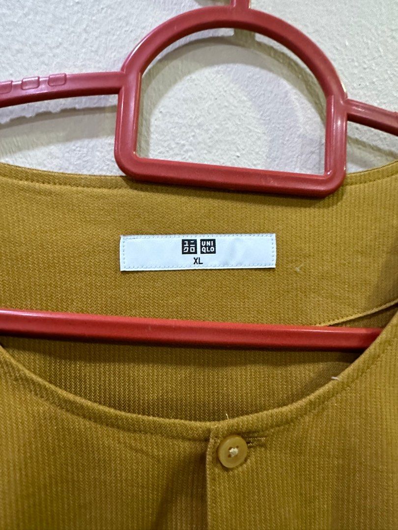 uniqlo baju melayu men, Men's Fashion, Muslim Wear, Tops on Carousell