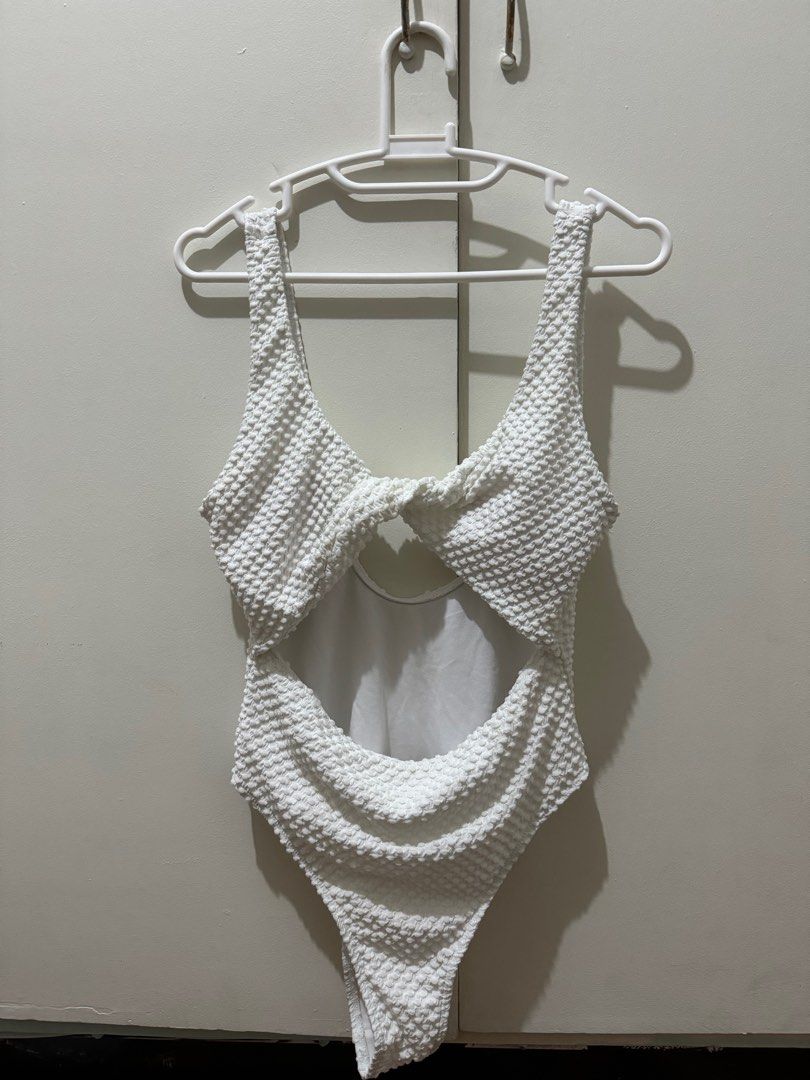 white one piece bikini, Women's Fashion, Swimwear, Bikinis & Swimsuits ...