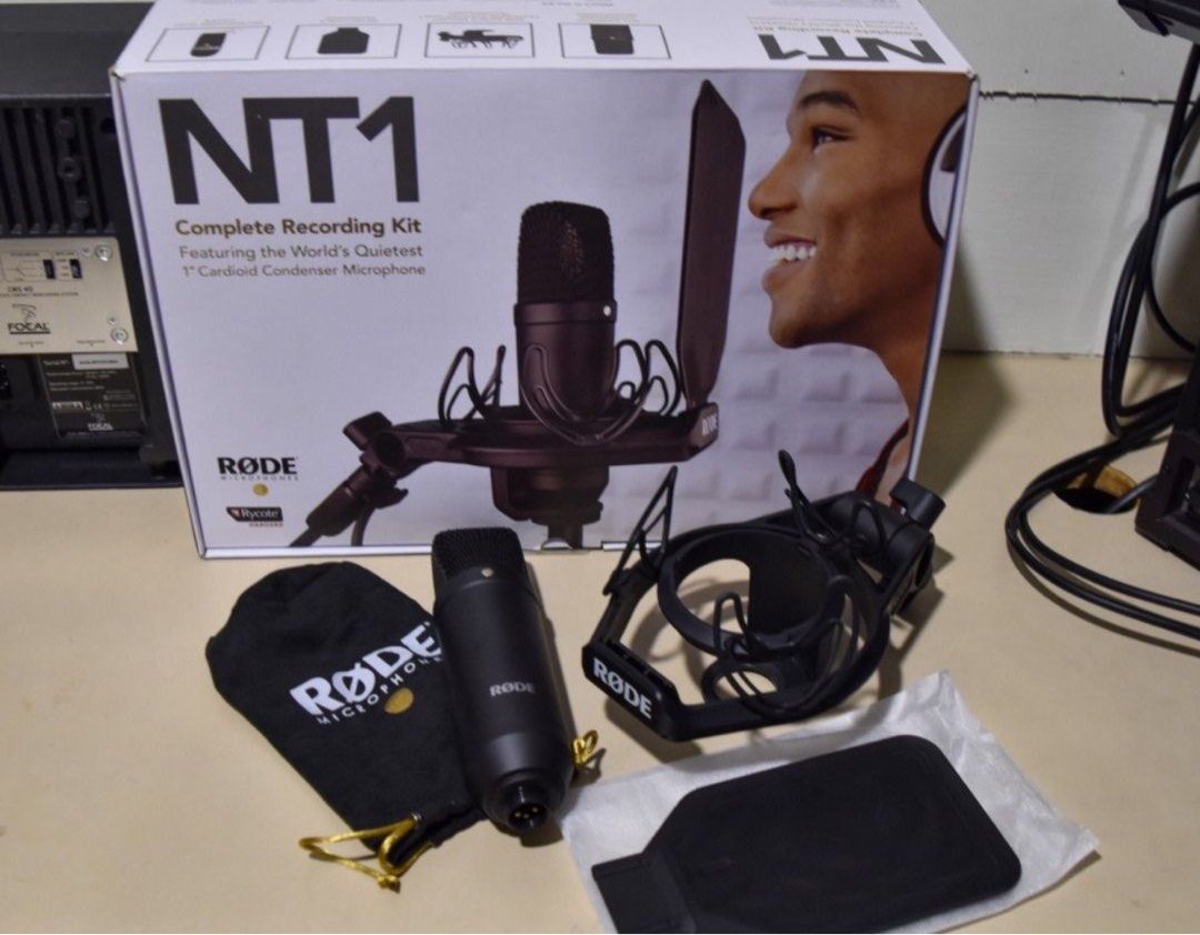 羅德 RODE NT1 KIT 電容式麥克風 防震架 防噴罩 錄音 歌唱收音 直播主 現貨, 耳機及錄音音訊設備, 麥克風在旋轉拍賣