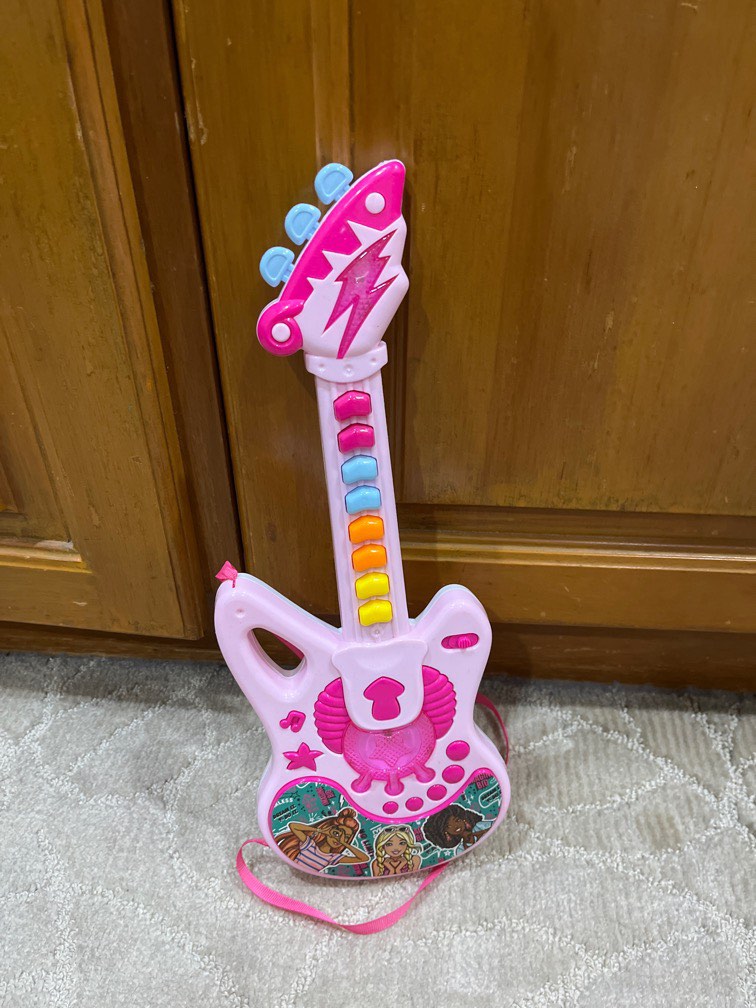 Barbie guitar, Hobbies & Toys, Music & Media, Musical Instruments on ...