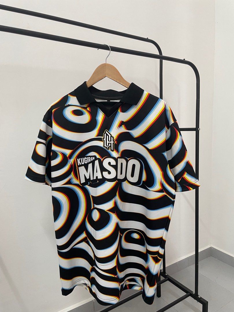 Homebois X Masdo, Men's Fashion, Activewear on Carousell