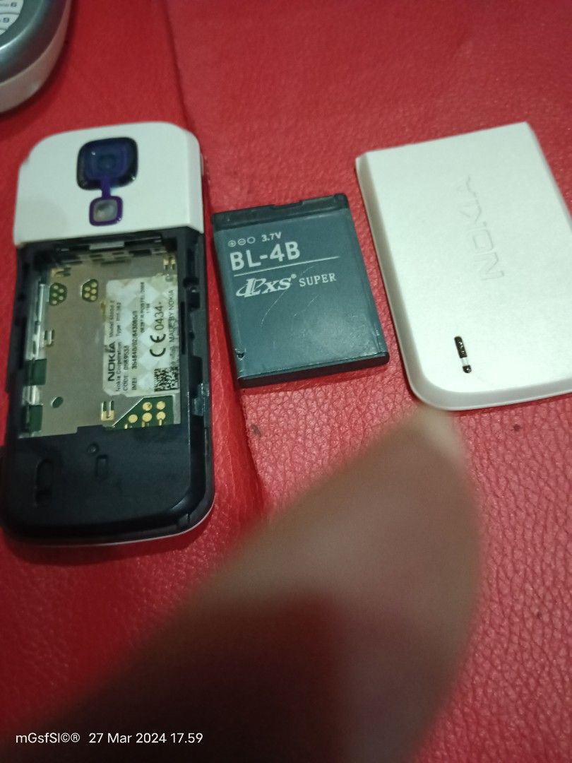 Nokia 5000d-2, Telepon Seluler & Tablet, Lainnya di Carousell