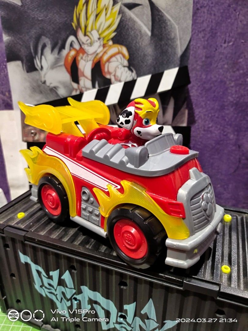 Paw Patrol Mighty Pups Super Paws Marshall Vehicle & Figure, Barang ...