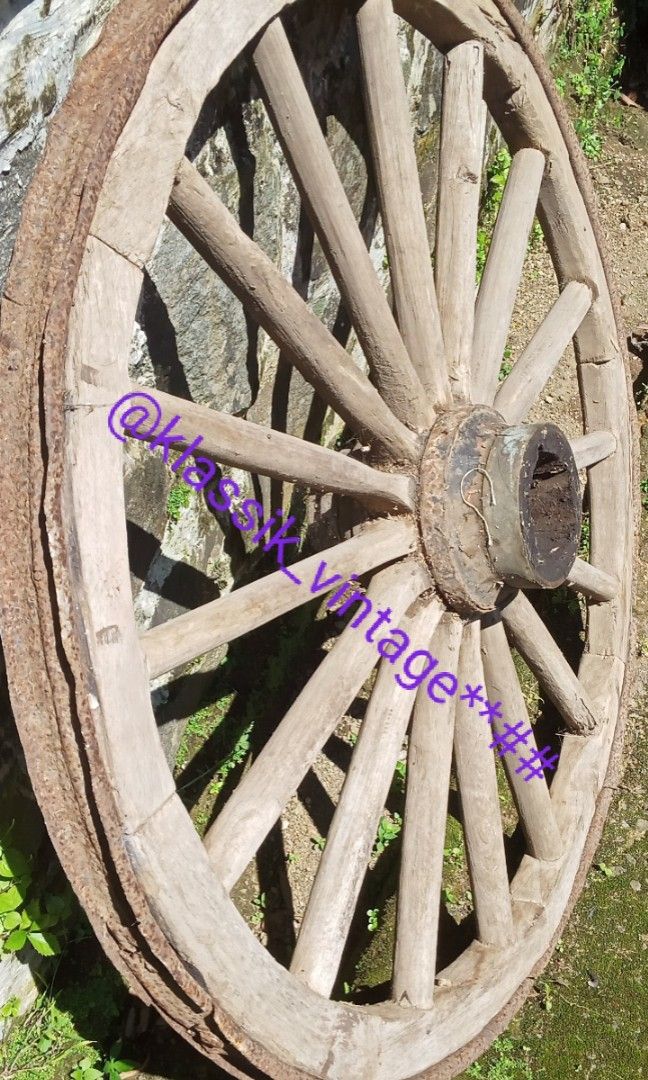 Roda delman/dokar kuno tua,ukuran diameter besar,berat banget, Antik ...