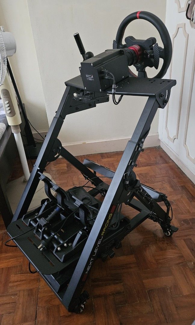 Simagic Alpha Mini Complete Sim Racing Rig, Video Gaming, Gaming ...