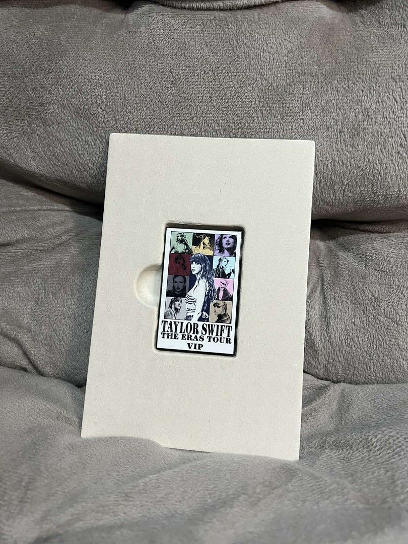 Taylor Swift SG VIP Merch- Pin, Tickets & Vouchers, Event Tickets on ...