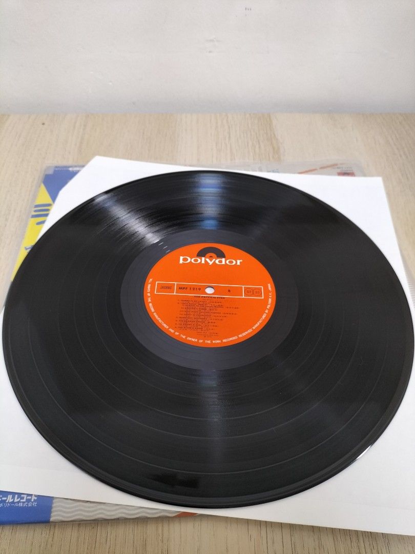 許冠杰 '半斤八两' 日本版黑胶唱片 Sam Hui Japan Vinyl Lp Record, Hobbies & Toys, Music ...