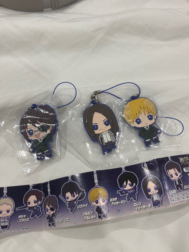 aot attack on titan assorted merch rubber keychains, Hobbies & Toys ...