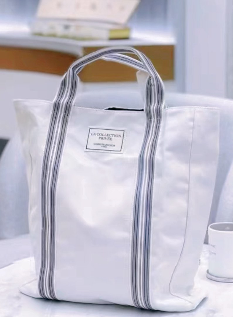 Limited Edition Dior Beauty VIP Tote Bag, Women's Fashion, Bags ...
