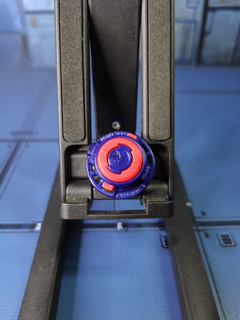 Beyblade Chain Ragnaruk, Hobbies & Toys, Toys & Games on Carousell