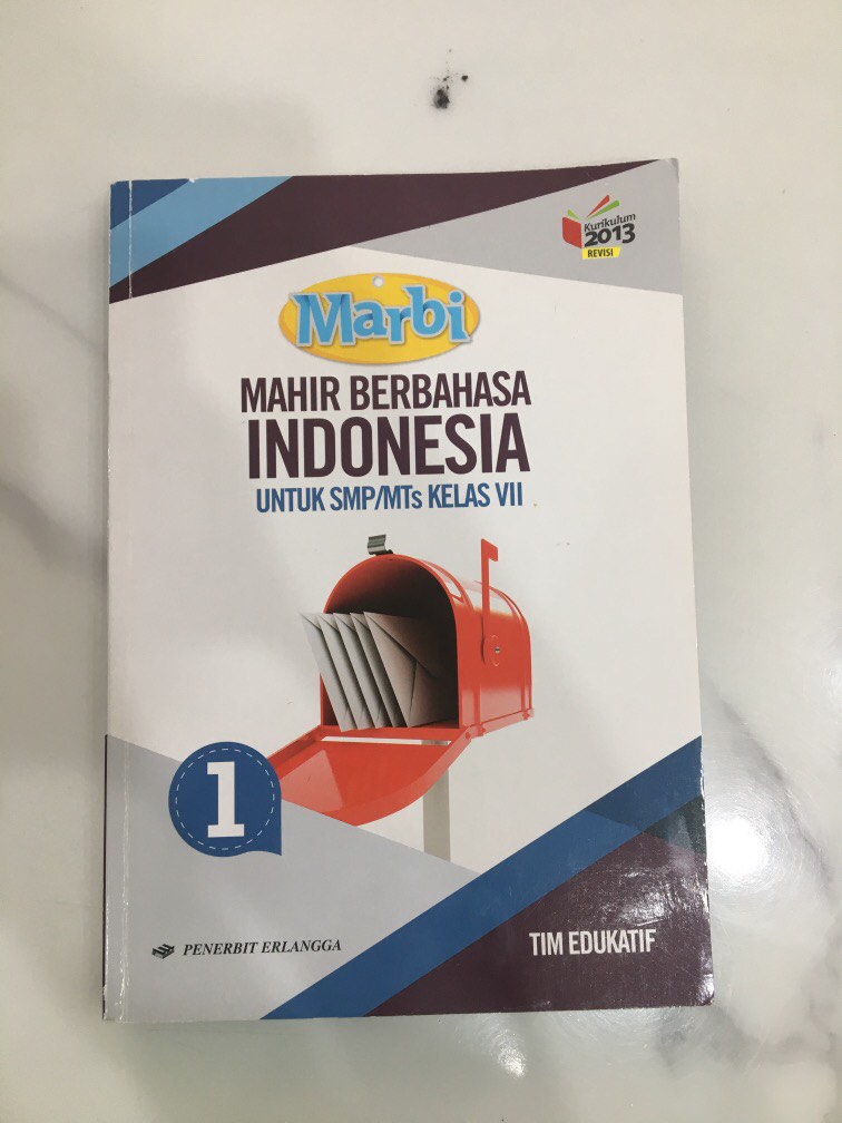 BOOK BUNDLE Bahasa indonesia textbooks and references books, Hobbies ...